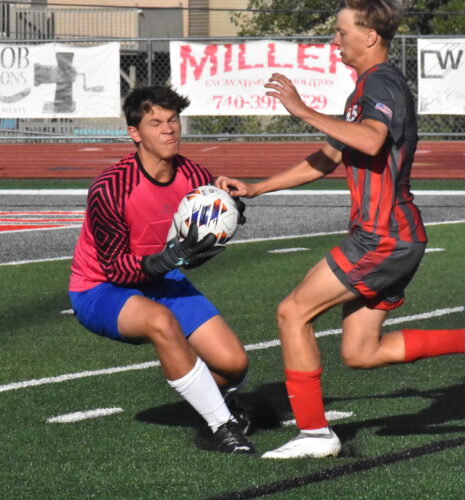 Huskies, Red Devils Battle To 1-1 Draw | News, Sports, Jobs - The ...